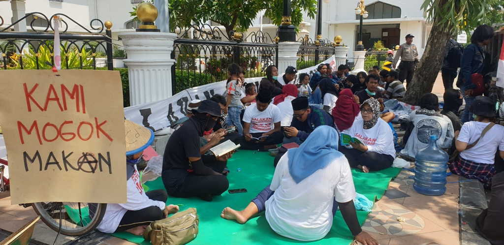 Survei Jatam: Beban Ganda Warga Sekitar Tambang di Masa Pandemi Survei Jatam: Beban Ganda Warga Sekitar Tambang di Masa Pandemi